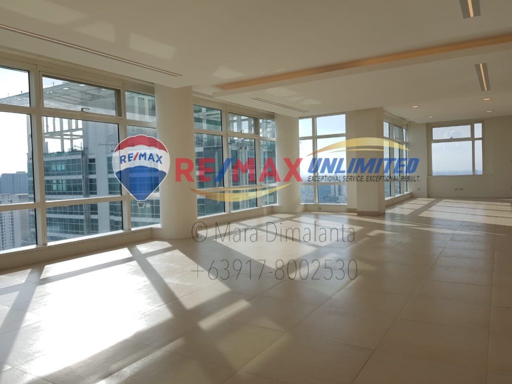 Luxury Penthouse Unit for Sale at One Roxas Triangle, Makati City ...