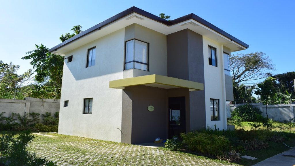 AVIDA SETTINGS LIPA – Remax Unlimited